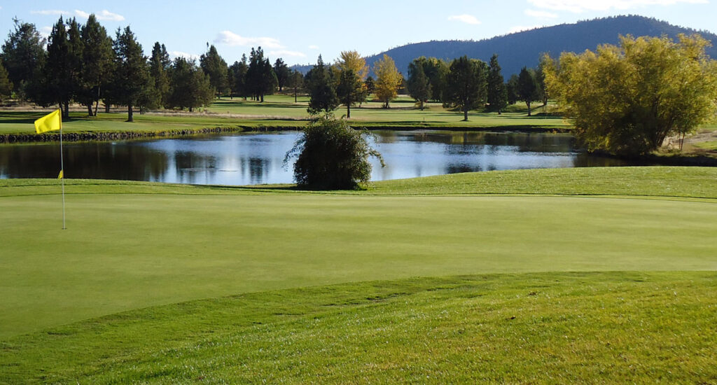 Fall River Valley Golf & Country Club - Pacific Coast Golf Guide
