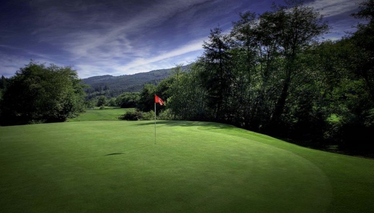 Salmon Run Golf Course - Pacific Coast Golf Guide